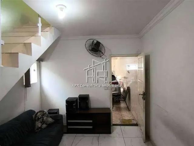 Casa / Sobrado para Venda em São Vicente/SP Vila Jockei Clube 3 Quartos