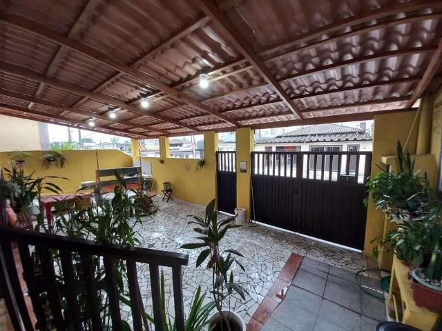 Casa / Sobrado para Venda em São Vicente/SP Vila Mateo Bei 5 Quartos