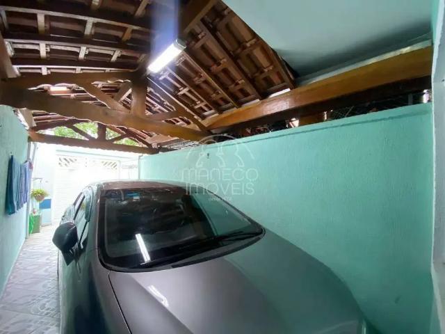 Casa / Sobrado para Venda em São Vicente/SP Vila Margarida 3 Quartos
