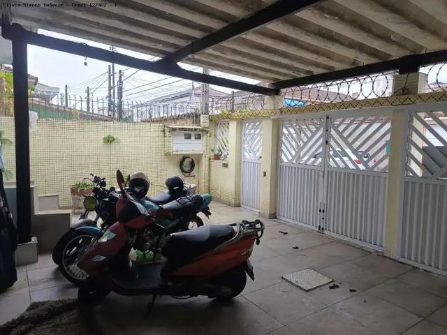 Casa / Sobrado para Venda em São Vicente/SP Vila São Jorge 3 Quartos