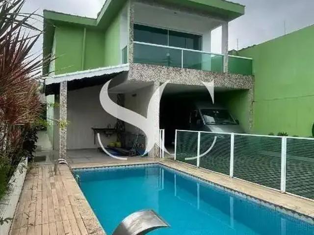 Casa / Sobrado para Venda em São Vicente/SP Vila Voturua 4 Quartos