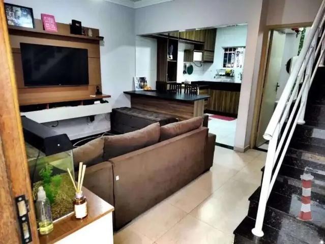 Casa / Sobrado para Venda em São Vicente/SP Vila Voturua 2 Quartos