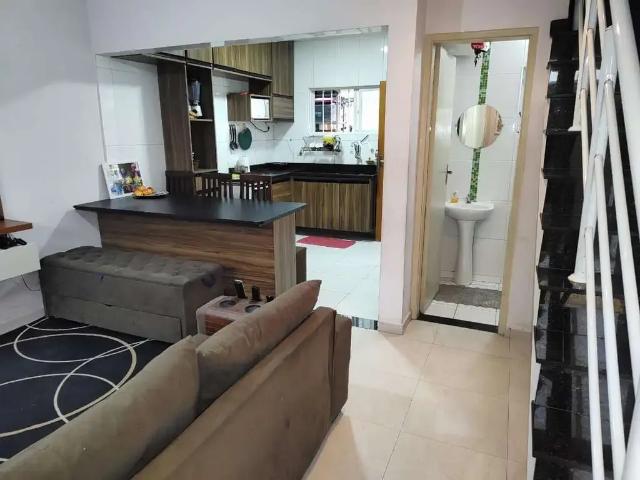 Casa / Sobrado para Venda em São Vicente/SP Vila Voturua 2 Quartos