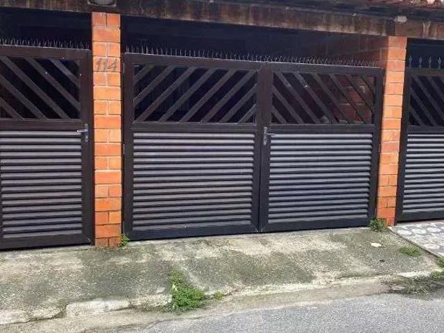 Casa / Sobrado para Venda em São Vicente/SP Vila Voturua 2 Quartos