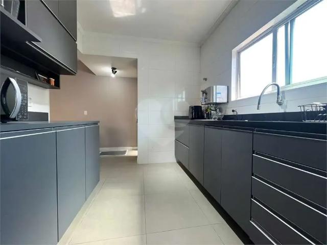 Casa / Sobrado para Venda em São Vicente/SP Vila Voturua 2 Quartos
