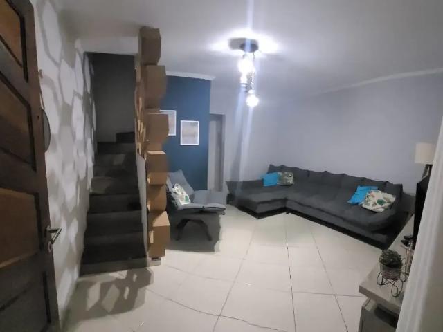 Casa / Sobrado para Venda em São Vicente/SP Vila Voturua 2 Quartos