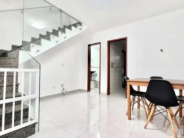 Casa / Sobrado para Venda em São Vicente/SP Vila Voturua 2 Quartos