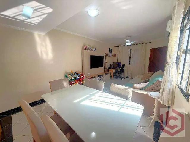 Casa / Sobrado para Venda em São Vicente/SP Vila Voturua 3 Quartos
