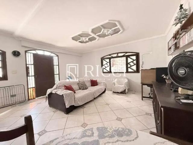 Casa / Sobrado para Venda em São Vicente/SP Vila Valença 4 Quartos