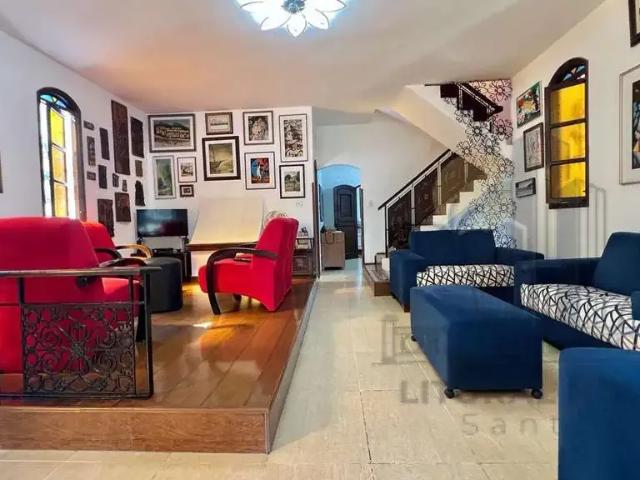 Casa / Sobrado para Venda em São Vicente/SP Vila Valença 4 Quartos