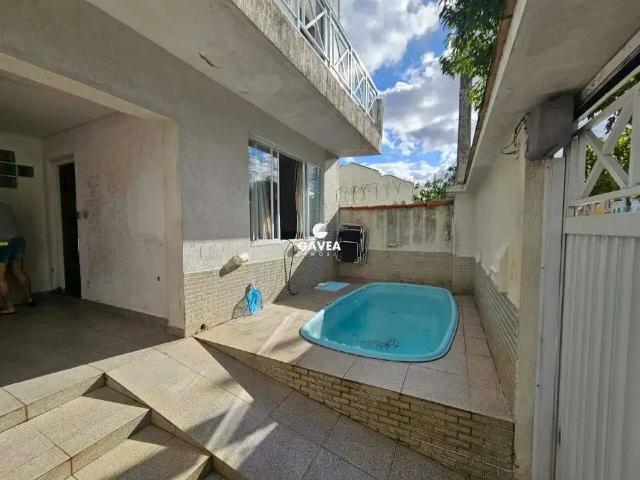 Casa / Sobrado para Venda em São Vicente/SP Vila Valença 4 Quartos