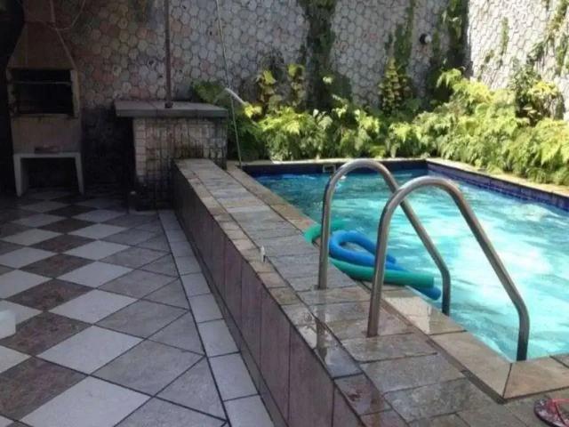 Casa / Sobrado para Venda em São Vicente/SP Vila Valença 4 Quartos
