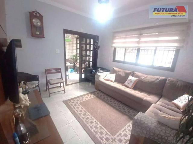 Casa / Sobrado para Venda em São Vicente/SP Vila Valença 2 Quartos