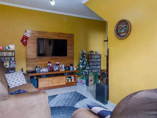 Casa / Sobrado para Venda em São Vicente/SP Vila Valença 2 Quartos