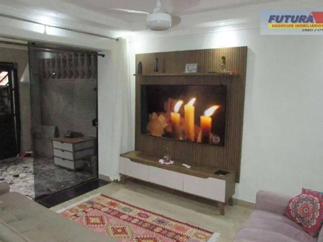 Casa / Sobrado para Venda em São Vicente/SP Vila Valença 2 Quartos