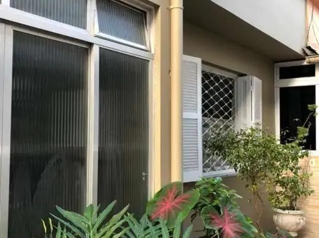 Casa / Sobrado para Venda em São Vicente/SP Vila Valença 2 Quartos