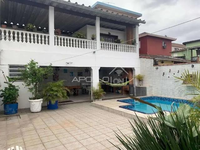 Casa / Sobrado para Venda em São Vicente/SP Vila Valença 3 Quartos