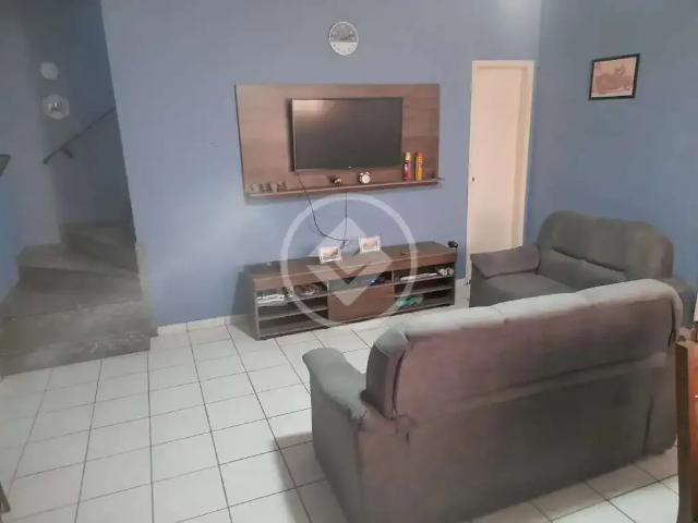Casa / Sobrado para Venda em São Vicente/SP Vila Valença 3 Quartos