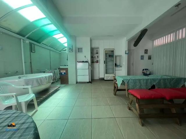 Casa / Sobrado para Venda em São Vicente/SP Vila Valença 3 Quartos