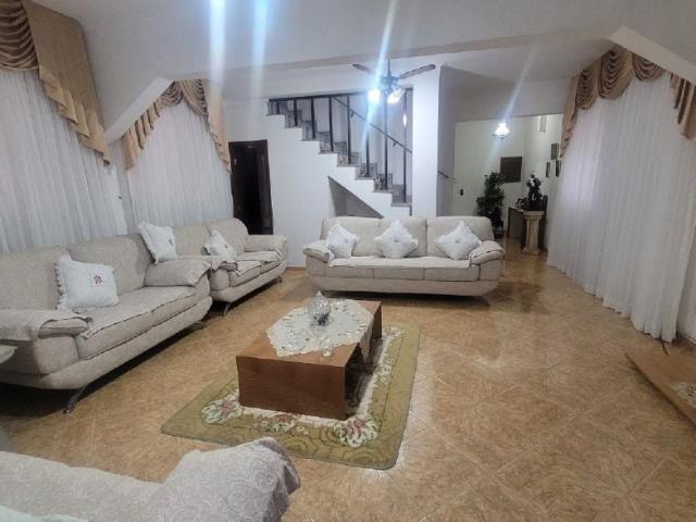 Casa / Sobrado para Venda em São Vicente/SP Vila Valença 3 Quartos