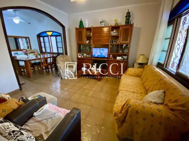 Casa / Sobrado para Venda em São Vicente/SP Vila Valença 3 Quartos