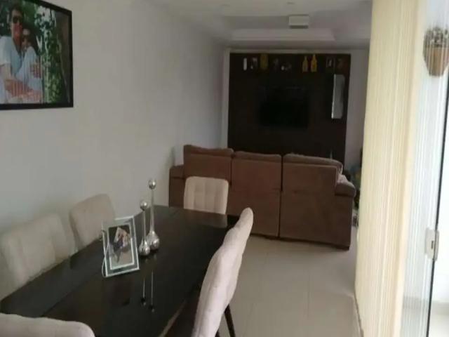 Casa / Sobrado para Venda em São Vicente/SP Vila Valença 3 Quartos