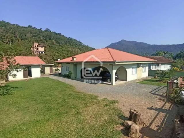 Casa / Sobrado para Venda em Schroeder/SC Rio Hern 4 Quartos