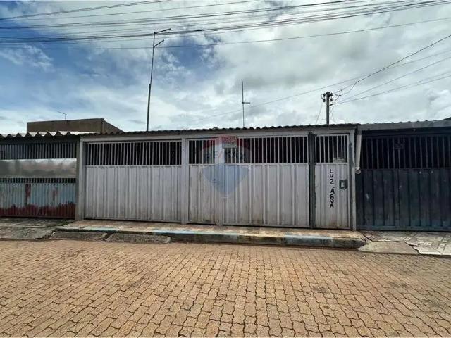 Casa / Sobrado para Venda em Samambaia/DF Samambaia Norte 3 Quartos