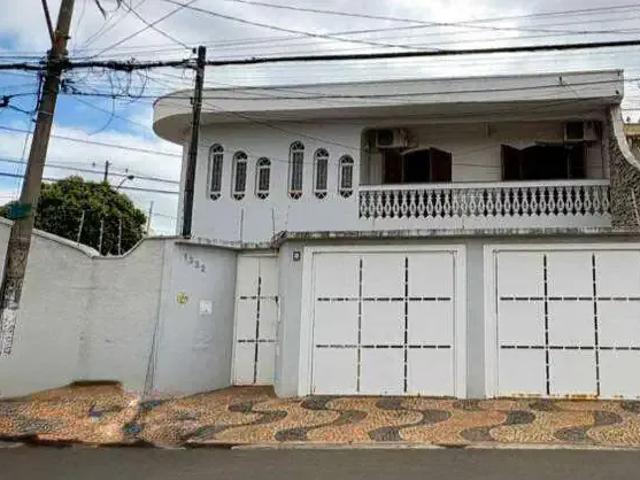 Casa / Sobrado para Venda em Santa Bárbara D'Oeste/SP Centro 4 Quartos