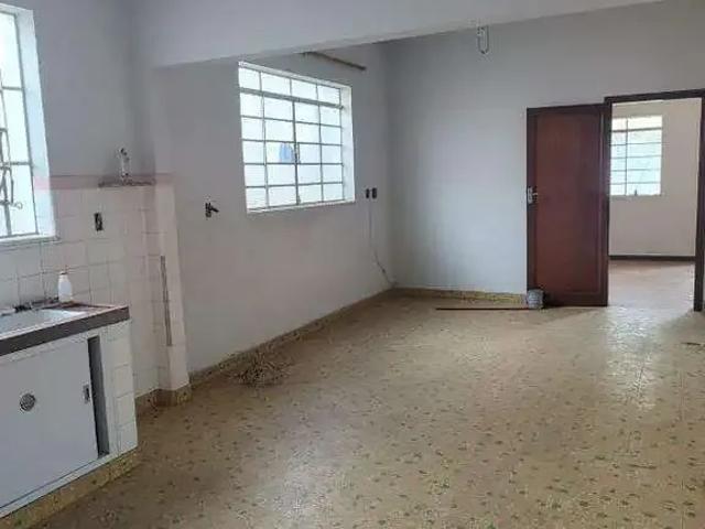 Casa / Sobrado para Venda em Santa Bárbara D'Oeste/SP Centro 4 Quartos
