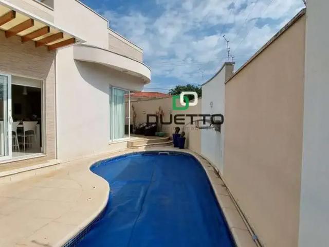 Casa / Sobrado para Venda em Santa Bárbara D'Oeste/SP Centro 3 Quartos