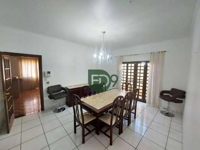 Casa / Sobrado para Venda em Santa Bárbara D'Oeste/SP Centro 3 Quartos