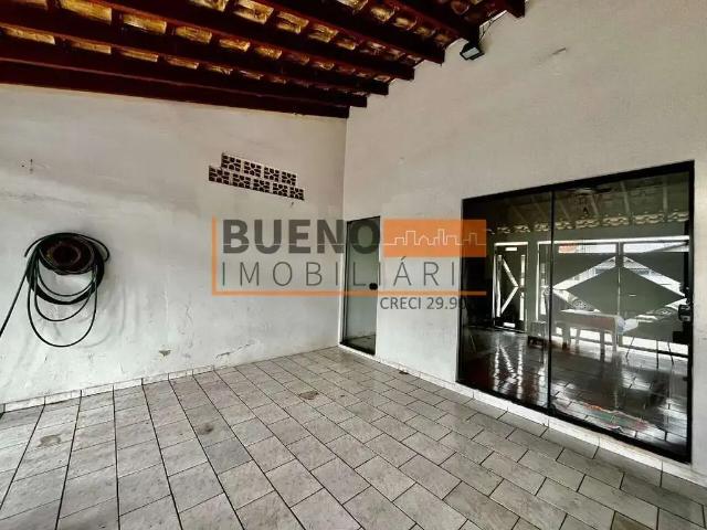 Casa / Sobrado para Venda em Santa Bárbara D'Oeste/SP Conjunto Habitacional Angelo Giubina 4 Quartos