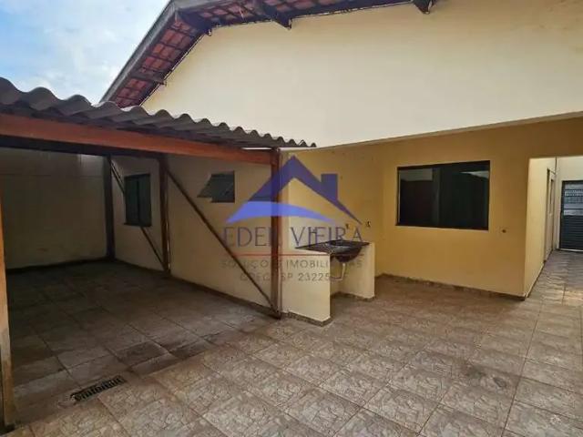 Casa / Sobrado para Venda em Santa Bárbara D'Oeste/SP Jardim Dona Regina 4 Quartos