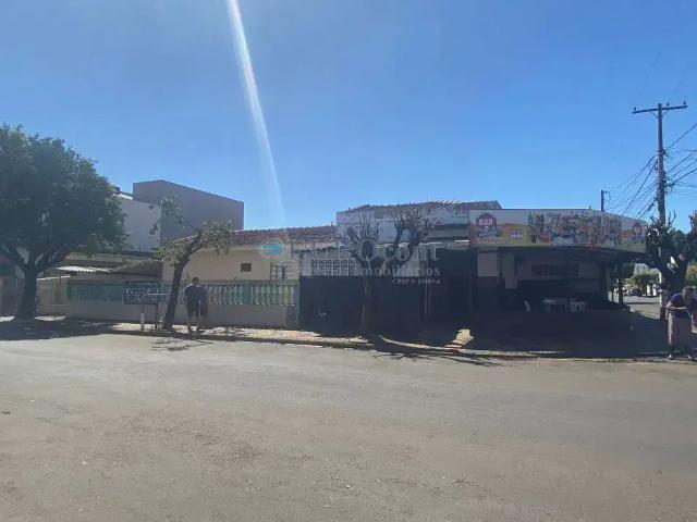 Casa / Sobrado para Venda em Santa Bárbara D'Oeste/SP Loteamento Industrial 4 Quartos
