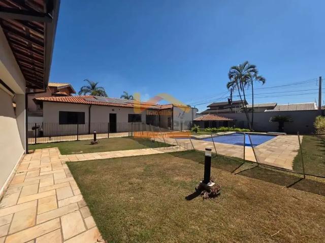 Casa / Sobrado para Venda em Santa Bárbara D'Oeste/SP Residencial Furlan 4 Quartos