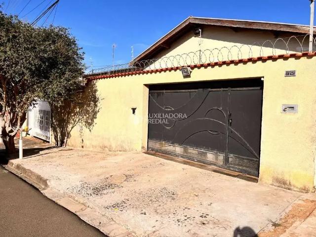 Casa / Sobrado para Venda em Santa Bárbara D'Oeste/SP Vila Brasil 3 Quartos