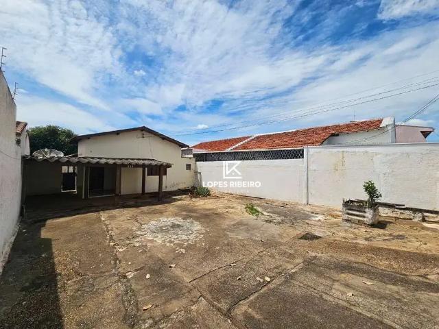 Casa / Sobrado para Venda em Santa Bárbara D'Oeste/SP Vila Linópolis I 3 Quartos