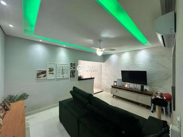 Casa / Sobrado para Venda em Santa Bárbara D'Oeste/SP Vila Mollon 3 Quartos