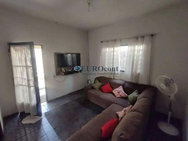 Casa / Sobrado para Venda em Santa Bárbara D'Oeste/SP Vila Santana 4 Quartos