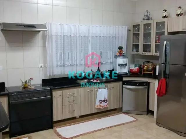 Casa / Sobrado para Venda em Santa Branca/SP Jardim das Flores 4 Quartos