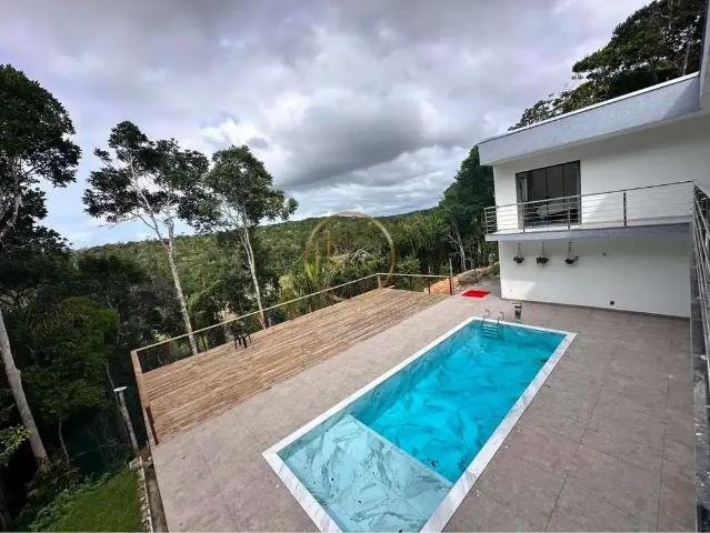 Casa / Sobrado para Venda em Santa Cruz Cabrália/BA Mutari 4 Quartos