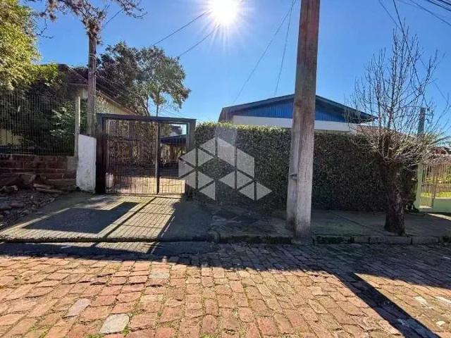 Casa / Sobrado para Venda em Santa Cruz do Sul/RS Ana Nery 3 Quartos