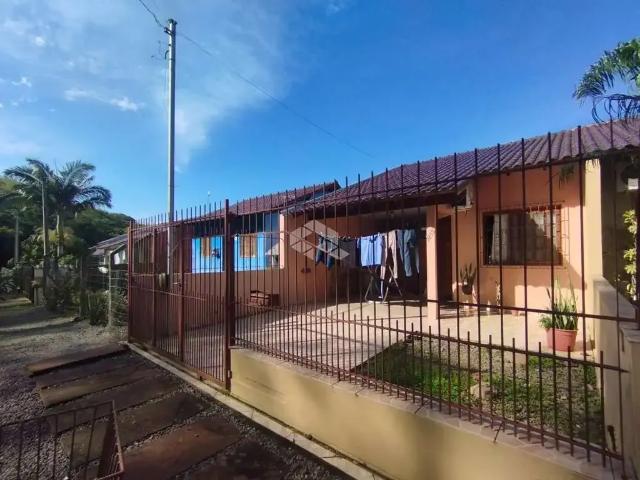Casa / Sobrado para Venda em Santa Cruz do Sul/RS Arroio Grande 2 Quartos