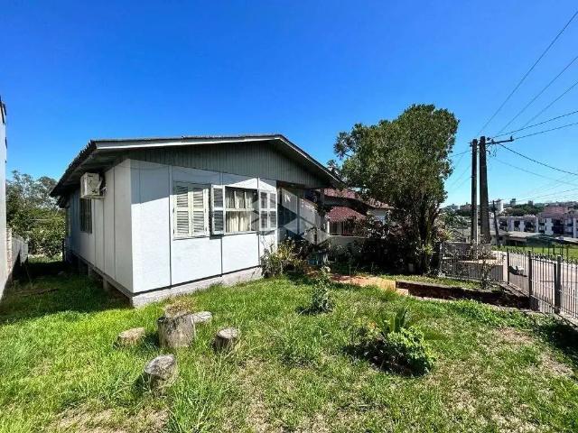 Casa / Sobrado para Venda em Santa Cruz do Sul/RS Bonfim 3 Quartos