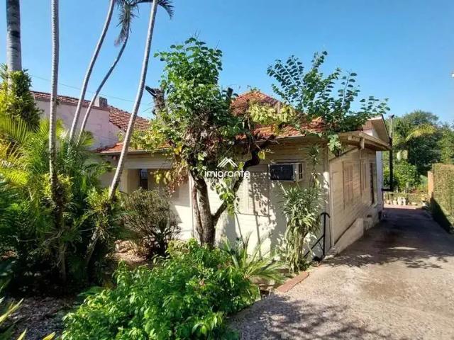 Casa / Sobrado para Venda em Santa Cruz do Sul/RS Centro 3 Quartos