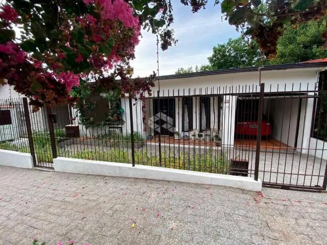 Casa / Sobrado para Venda em Santa Cruz do Sul/RS Centro 3 Quartos