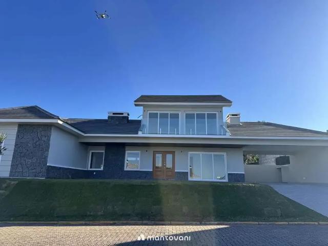Casa / Sobrado para Venda em Santa Cruz do Sul/RS Country 3 Quartos