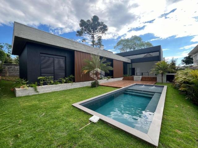 Casa / Sobrado para Venda em Santa Cruz do Sul/RS Country 3 Quartos