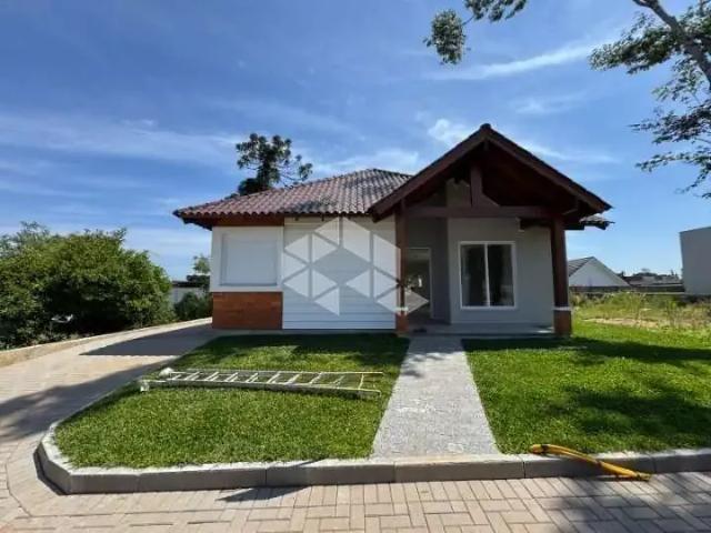 Casa / Sobrado para Venda em Santa Cruz do Sul/RS Country 3 Quartos